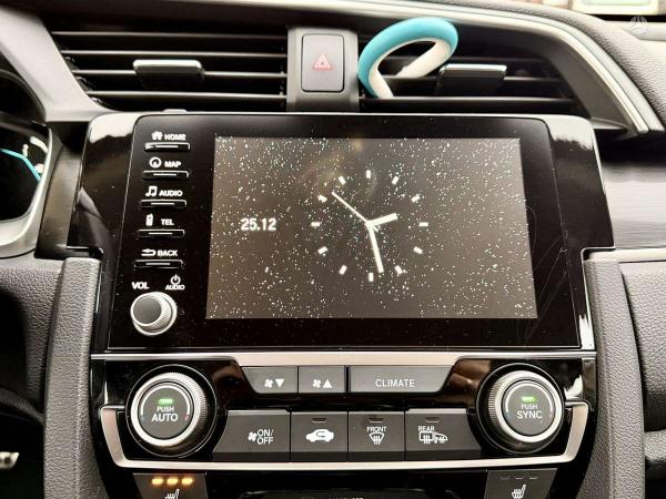 Black Honda Civic 2020 in Vilnius, with an engine capacity of 1.50 L and mileage of 64 thousand km for 16200 €, photo 11 on AUTOMOTO.COM.LV