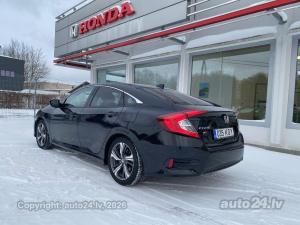 Black Honda Civic 2020 in Johvi, with an engine capacity of 1.50 L and mileage of 91 thousand km for 17500 €, photo 4 on AUTOMOTO.COM.LV
