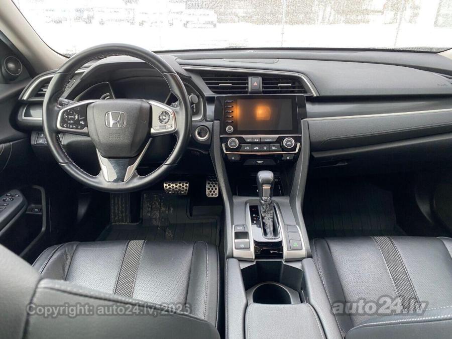 Black Honda Civic 2020 in Johvi, with an engine capacity of 1.50 L and mileage of 91 thousand km for 17500 €, photo 13 on AUTOMOTO.COM.LV