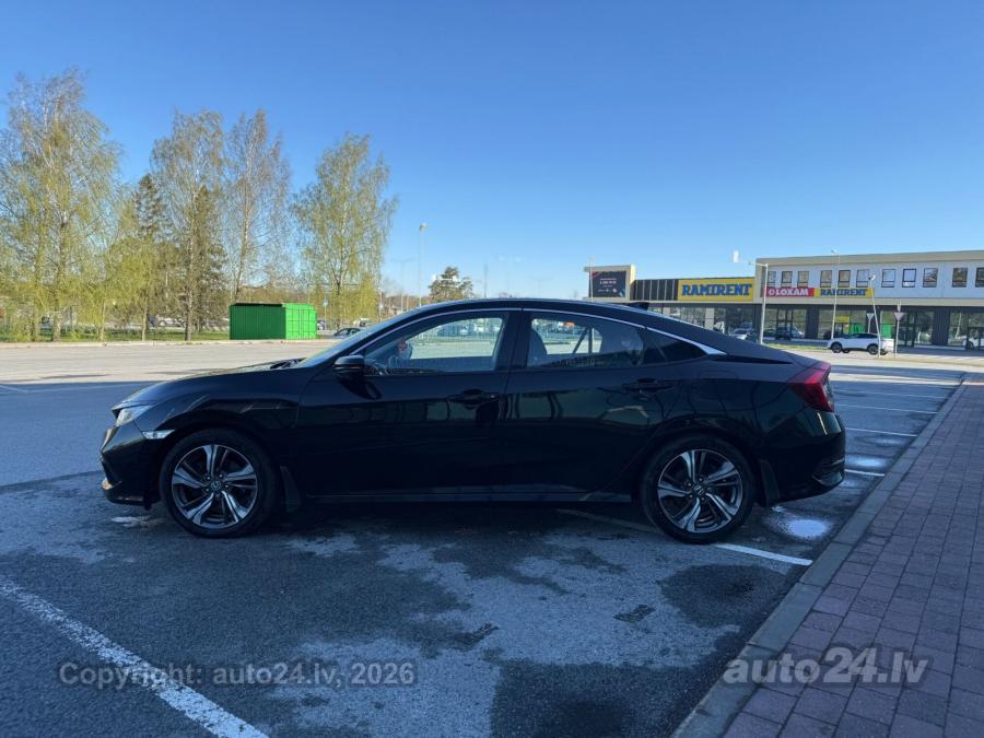 Черный Хонда Цивик 2021 в Таллин, объемом двигателя 1.50 л и пробегом 63 тыс. км за 21500 €, фото 7 на AUTOMOTO.COM.LV