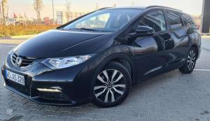 Black Honda Civic 2014 in Vilnius, with an engine capacity of 1.60 L and mileage of 279 thousand km for 6350 €, photo 6 on AUTOMOTO.COM.LV