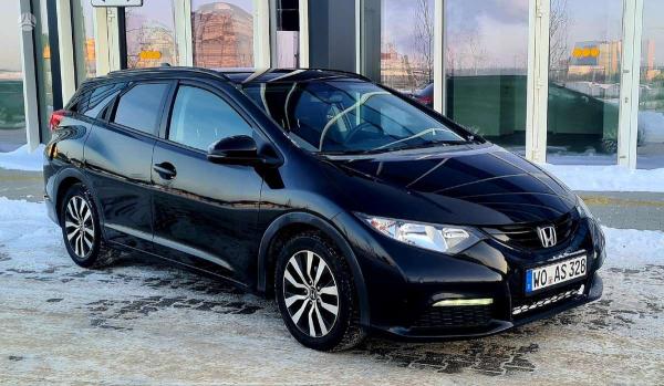 Melns Honda Civic 2014 Viļņa, ar dzinēja tilpumu 1.60 L un nobraukumu 279 tūkst. km par 5999 €, foto 3 vietnē AUTOMOTO.COM.LV