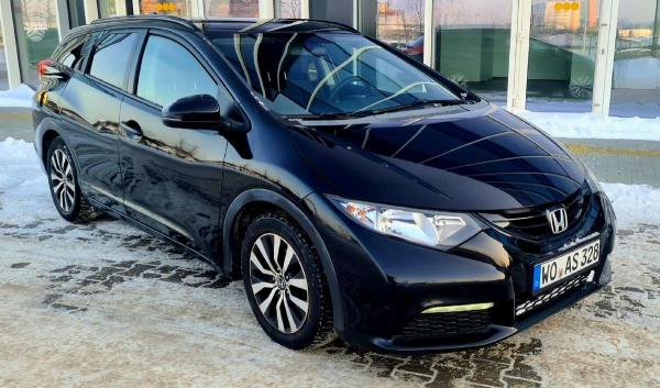 Melns Honda Civic 2014 Viļņa, ar dzinēja tilpumu 1.60 L un nobraukumu 279 tūkst. km par 5750 €, foto 6 vietnē AUTOMOTO.COM.LV