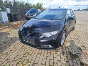 Melns Honda Civic 2014 Marijampole, ar dzinēja tilpumu 1.60 L un nobraukumu 260 tūkst. km par 4800 €, foto  vietnē AUTOMOTO.COM.LV