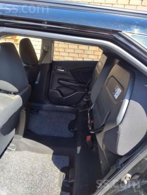 Melns Honda Civic 2016 Krāslava, ar dzinēja tilpumu 1.60 L un nobraukumu 180 tūkst. km par 6400 €, foto 8 vietnē AUTOMOTO.COM.LV