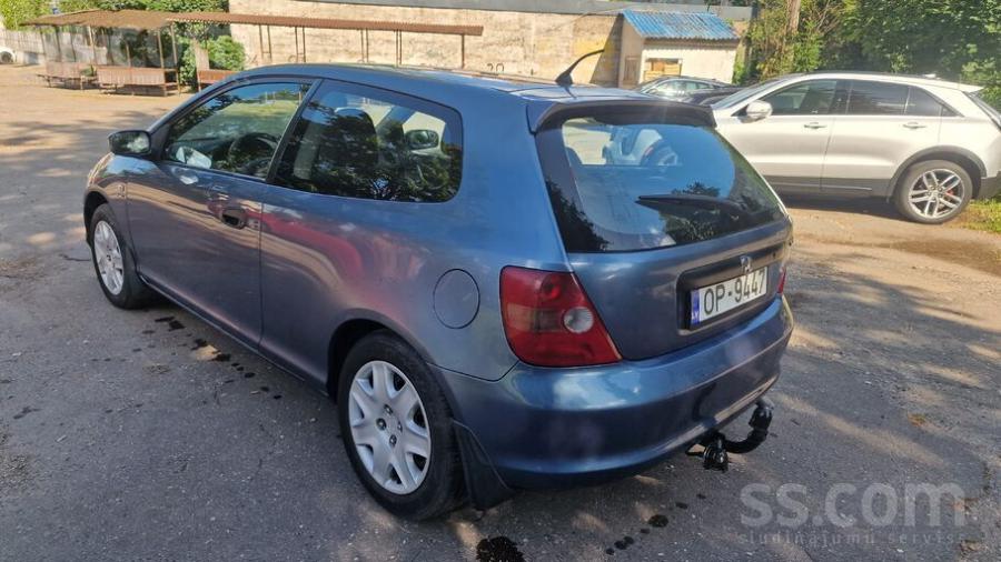 Zils Honda Civic 2003 Rīga, ar dzinēja tilpumu 1.60 L un nobraukumu 186 tūkst. km par 1550 €, foto 5 vietnē AUTOMOTO.COM.LV