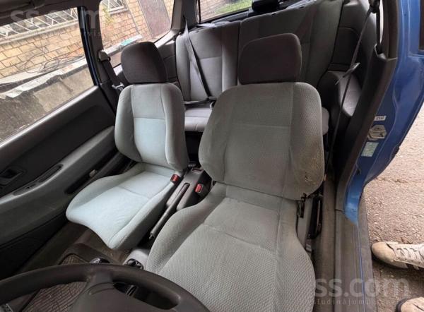 Zils Honda Civic 1992 Rīga, ar dzinēja tilpumu 1.50 L un nobraukumu 315 tūkst. km par 2450 €, foto 9 vietnē AUTOMOTO.COM.LV