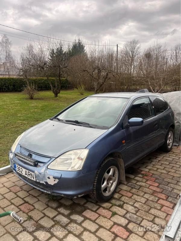 Blue Honda Civic 2002 in Rakvere, with an engine capacity of 1.60 L and mileage of 245 thousand km for 2499 €, photo 1 on AUTOMOTO.COM.LV