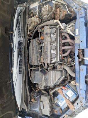 Zils Honda Civic 2002 Kauņa, ar dzinēja tilpumu 1.60 L un nobraukumu 369 tūkst. km par 1800 €, foto 18 vietnē AUTOMOTO.COM.LV
