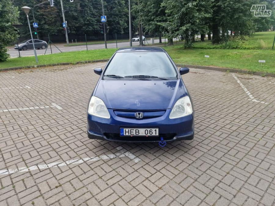 Zils Honda Civic 2002 Kauņa, ar dzinēja tilpumu 1.60 L un nobraukumu 369 tūkst. km par 1800 €, foto 3 vietnē AUTOMOTO.COM.LV