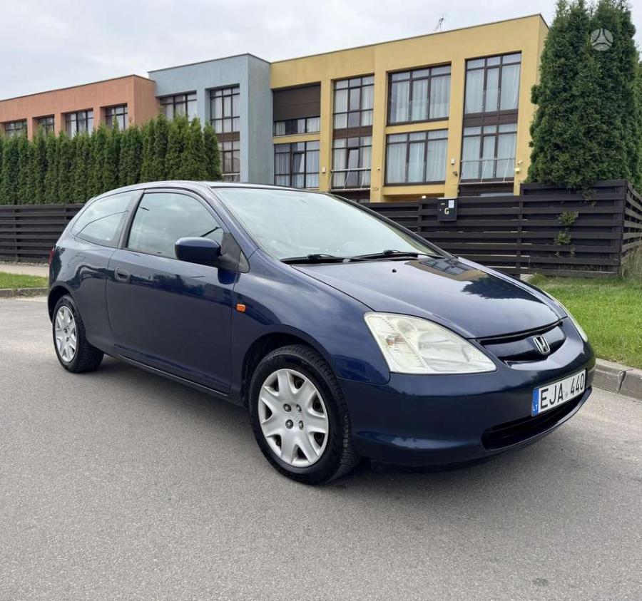 Zils Honda Civic 2002 Viļņa, ar dzinēja tilpumu 1.40 L un nobraukumu 204 tūkst. km par 1950 €, foto 4 vietnē AUTOMOTO.COM.LV