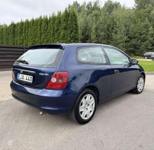 Zils Honda Civic 2002 Viļņa, ar dzinēja tilpumu 1.40 L un nobraukumu 204 tūkst. km par 1950 €, foto 6 vietnē AUTOMOTO.COM.LV