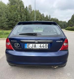 Zils Honda Civic 2002 Viļņa, ar dzinēja tilpumu 1.40 L un nobraukumu 204 tūkst. km par 1950 €, foto 11 vietnē AUTOMOTO.COM.LV