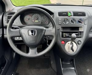 Zils Honda Civic 2002 Viļņa, ar dzinēja tilpumu 1.40 L un nobraukumu 204 tūkst. km par 1950 €, foto 13 vietnē AUTOMOTO.COM.LV