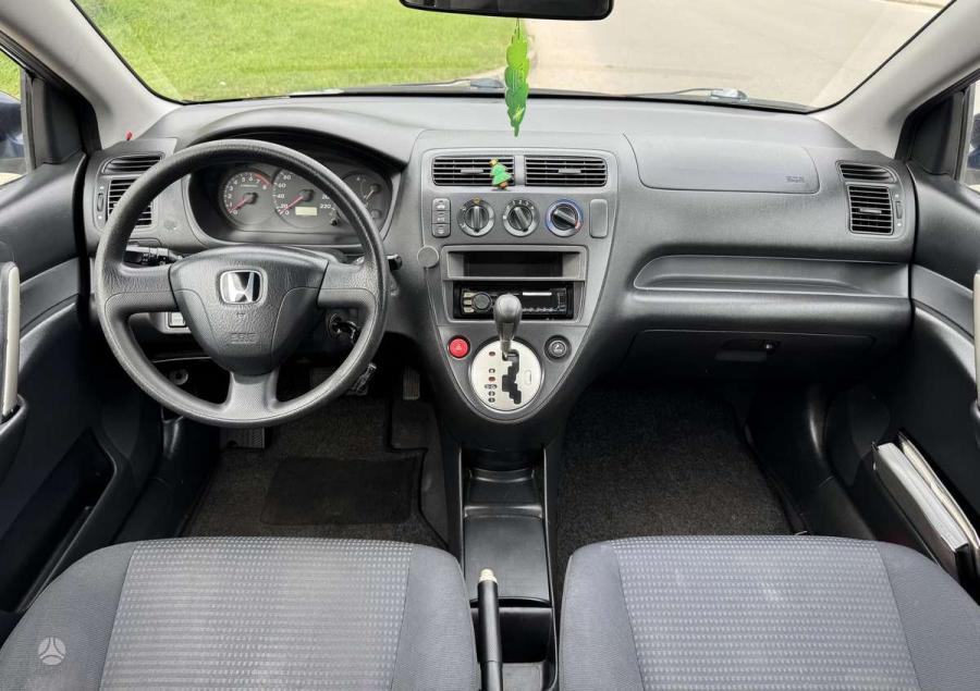 Zils Honda Civic 2002 Viļņa, ar dzinēja tilpumu 1.40 L un nobraukumu 204 tūkst. km par 1950 €, foto 14 vietnē AUTOMOTO.COM.LV
