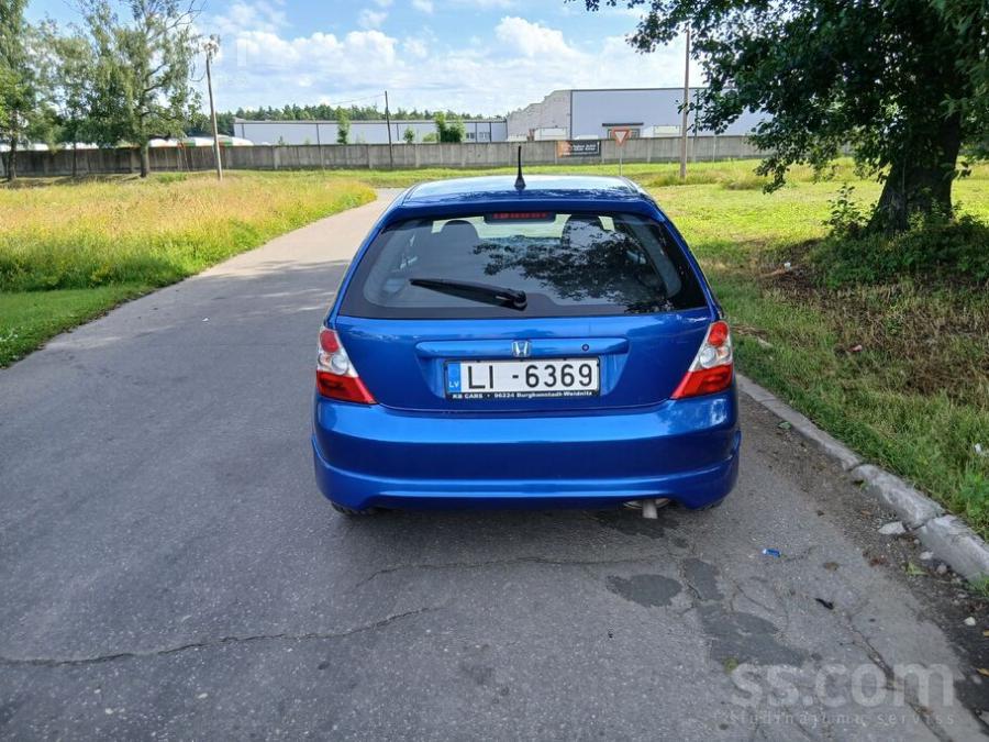 Zils Honda Civic 2003 Rīga, ar dzinēja tilpumu 1.60 L un nobraukumu 114 tūkst. km par 1900 €, foto 4 vietnē AUTOMOTO.COM.LV