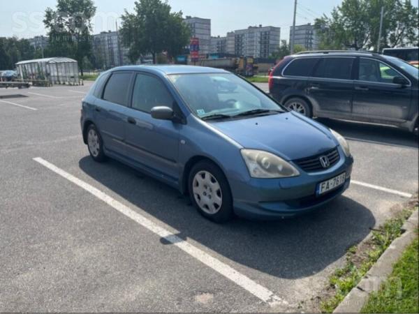 Zils Honda Civic 2004 Rīga, ar dzinēja tilpumu 1.60 L un nobraukumu 380 tūkst. km par 1200 €, foto 4 vietnē AUTOMOTO.COM.LV