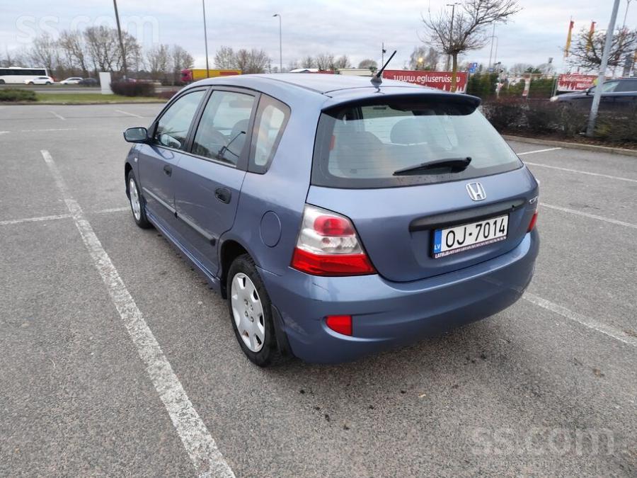 Zils Honda Civic 2004 Rīga, ar dzinēja tilpumu 1.60 L un nobraukumu 116 tūkst. km par 1500 €, foto 6 vietnē AUTOMOTO.COM.LV