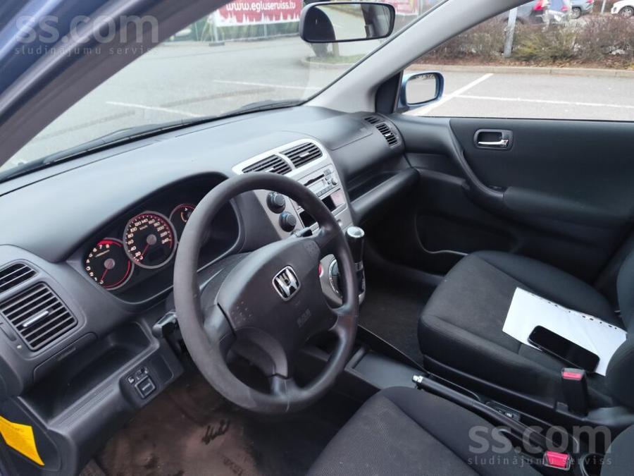 Zils Honda Civic 2004 Rīga, ar dzinēja tilpumu 1.60 L un nobraukumu 116 tūkst. km par 1500 €, foto 11 vietnē AUTOMOTO.COM.LV
