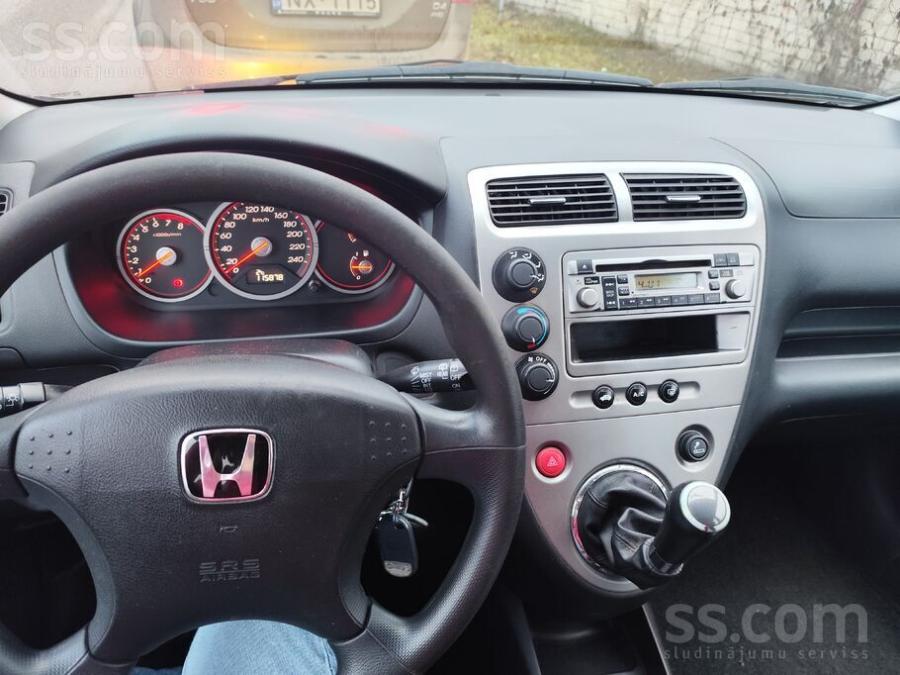 Zils Honda Civic 2004 Rīga, ar dzinēja tilpumu 1.60 L un nobraukumu 116 tūkst. km par 1500 €, foto 14 vietnē AUTOMOTO.COM.LV