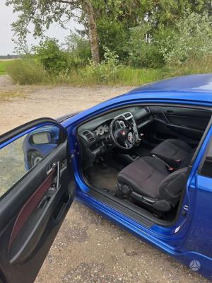Blue Honda Civic 2004 in Telschi, with an engine capacity of 1.59 L and mileage of 322 thousand km for 500 €, photo 3 on AUTOMOTO.COM.LV