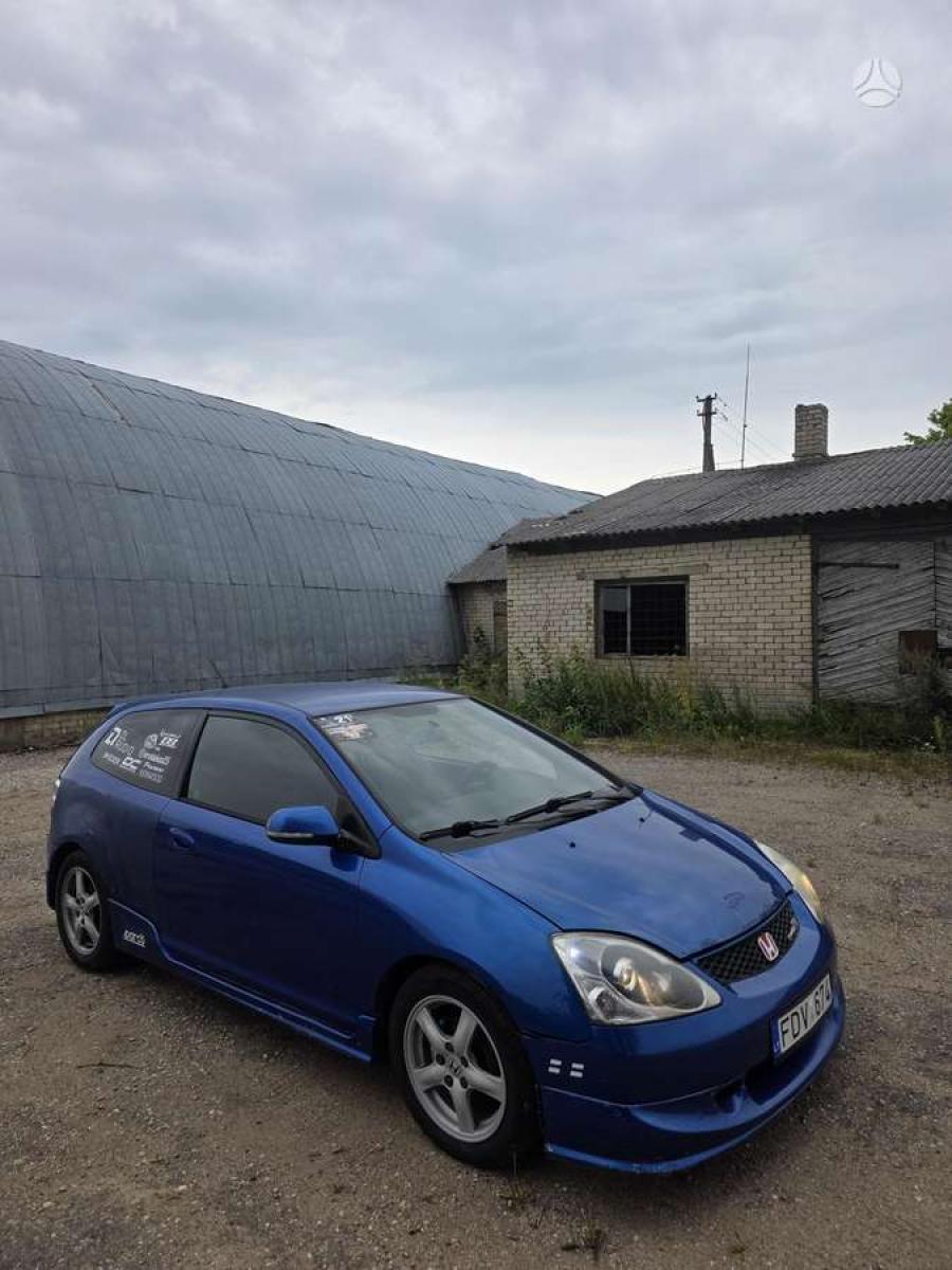 Blue Honda Civic 2004 in Telschi, with an engine capacity of 1.59 L and mileage of 322 thousand km for 500 €, photo 6 on AUTOMOTO.COM.LV