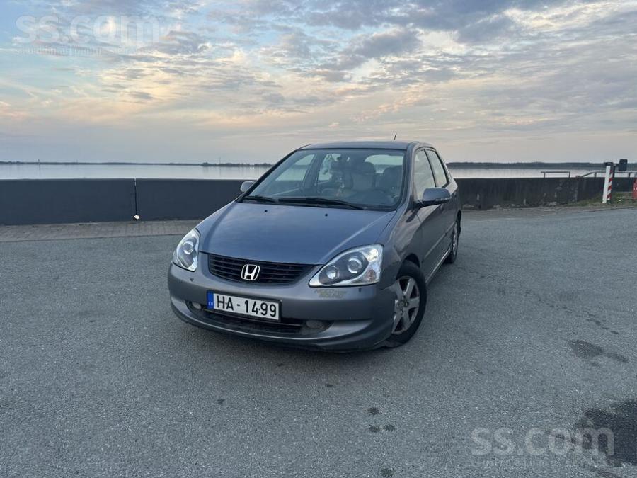 Blue Honda Civic 2005 in Riga, with an engine capacity of 1.60 L and mileage of 265 thousand km for 1200 €, photo 1 on AUTOMOTO.COM.LV