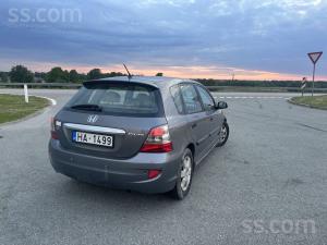 Blue Honda Civic 2005 in Riga, with an engine capacity of 1.60 L and mileage of 265 thousand km for 1200 €, photo 5 on AUTOMOTO.COM.LV