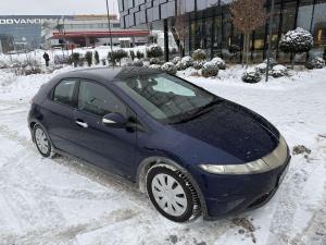 Zils Honda Civic 2006 Viļņa, ar dzinēja tilpumu 1.40 L un nobraukumu 250 tūkst. km par 750 €, foto  vietnē AUTOMOTO.COM.LV