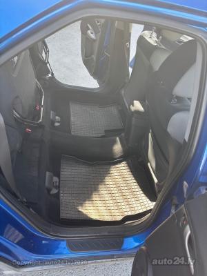 Blue Honda Civic 2006 in Tallinn, with an engine capacity of 1.80 L and mileage of 256 thousand km for 2250 €, photo 6 on AUTOMOTO.COM.LV
