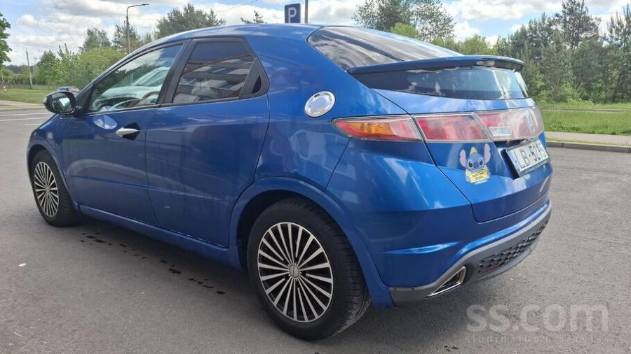 Zils Honda Civic 2006 Daugavpils, ar dzinēja tilpumu 1.80 L un nobraukumu 297 tūkst. km par 1881 €, foto 9 vietnē AUTOMOTO.COM.LV