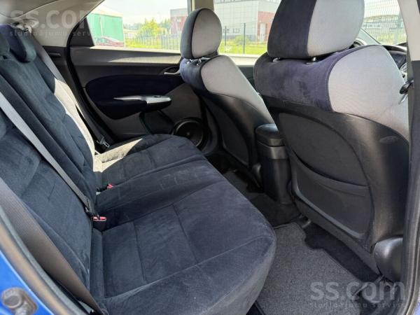 Zils Honda Civic 2006 Rīga, ar dzinēja tilpumu 2.20 L un nobraukumu 392 tūkst. km par 1850 €, foto 7 vietnē AUTOMOTO.COM.LV
