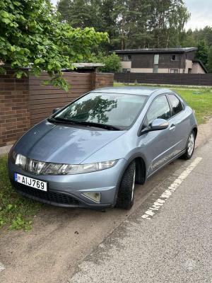 Zils Honda Civic 2006 Klaipėda, ar dzinēja tilpumu 1.80 L un nobraukumu 156 tūkst. km par 3300 €, foto 3 vietnē AUTOMOTO.COM.LV