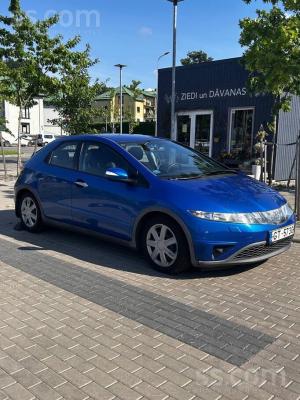Zils Honda Civic 2007 Rīga, ar dzinēja tilpumu 1.80 L un nobraukumu 252 tūkst. km par 2250 €, foto 3 vietnē AUTOMOTO.COM.LV