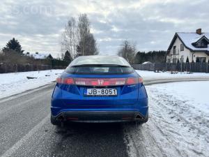 Zils Honda Civic 2007 Rīga, ar dzinēja tilpumu 1.80 L un nobraukumu 194 tūkst. km par 2650 €, foto 3 vietnē AUTOMOTO.COM.LV