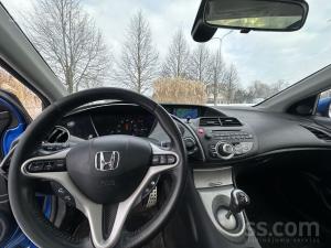Zils Honda Civic 2007 Rīga, ar dzinēja tilpumu 1.80 L un nobraukumu 194 tūkst. km par 2650 €, foto 7 vietnē AUTOMOTO.COM.LV