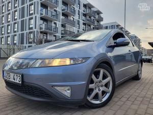Blue Honda Civic 2007 in Vilnius, with an engine capacity of 2.20 L and mileage of 270 thousand km for 1950 €, photo 4 on AUTOMOTO.COM.LV
