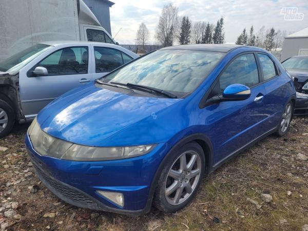 Zils Honda Civic 2007 Viļņa, ar dzinēja tilpumu 1.80 L un nobraukumu 170 tūkst. km par 850 €, foto 1 vietnē AUTOMOTO.COM.LV