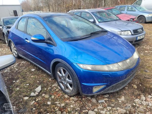 Zils Honda Civic 2007 Viļņa, ar dzinēja tilpumu 1.80 L un nobraukumu 170 tūkst. km par 780 €, foto 3 vietnē AUTOMOTO.COM.LV
