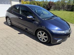Blue Honda Civic 2007 in Riga, with an engine capacity of 1.80 L and mileage of 129 thousand km for 3300 €, photo 3 on AUTOMOTO.COM.LV
