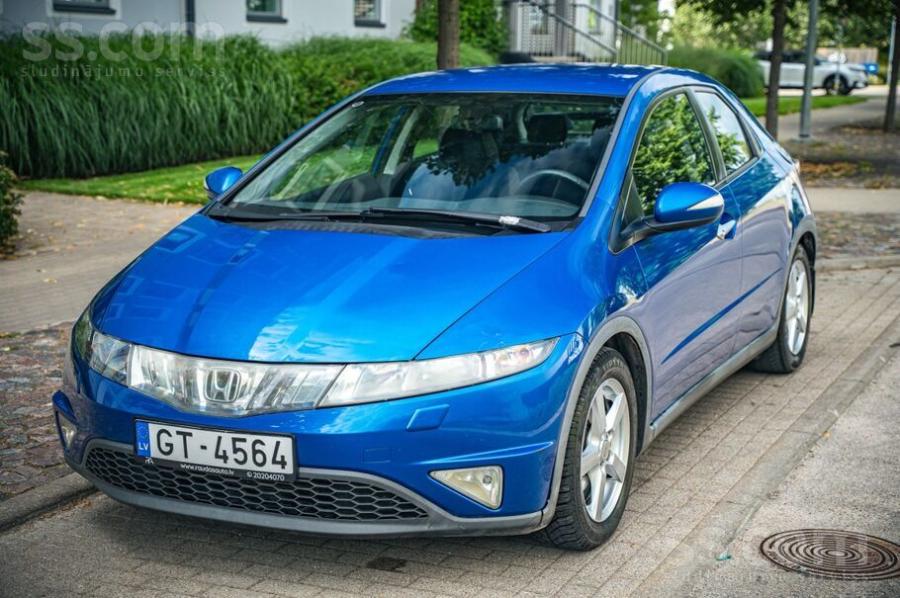 Zils Honda Civic 2007 Rīga, ar dzinēja tilpumu 1.80 L un nobraukumu 210 tūkst. km par 1290 €, foto 1 vietnē AUTOMOTO.COM.LV