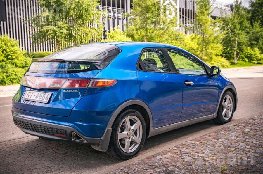Zils Honda Civic 2007 Rīga, ar dzinēja tilpumu 1.80 L un nobraukumu 210 tūkst. km par 1290 €, foto 5 vietnē AUTOMOTO.COM.LV