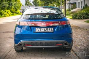 Zils Honda Civic 2007 Rīga, ar dzinēja tilpumu 1.80 L un nobraukumu 210 tūkst. km par 1290 €, foto 6 vietnē AUTOMOTO.COM.LV