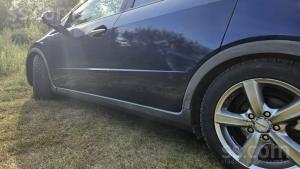 Zils Honda Civic 2007 Daugavpils, ar dzinēja tilpumu 1.80 L un nobraukumu 180 tūkst. km par 2100 €, foto 3 vietnē AUTOMOTO.COM.LV