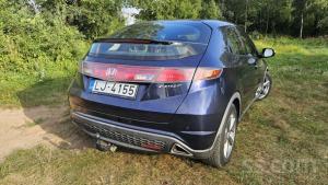 Zils Honda Civic 2007 Daugavpils, ar dzinēja tilpumu 1.80 L un nobraukumu 180 tūkst. km par 2100 €, foto 4 vietnē AUTOMOTO.COM.LV