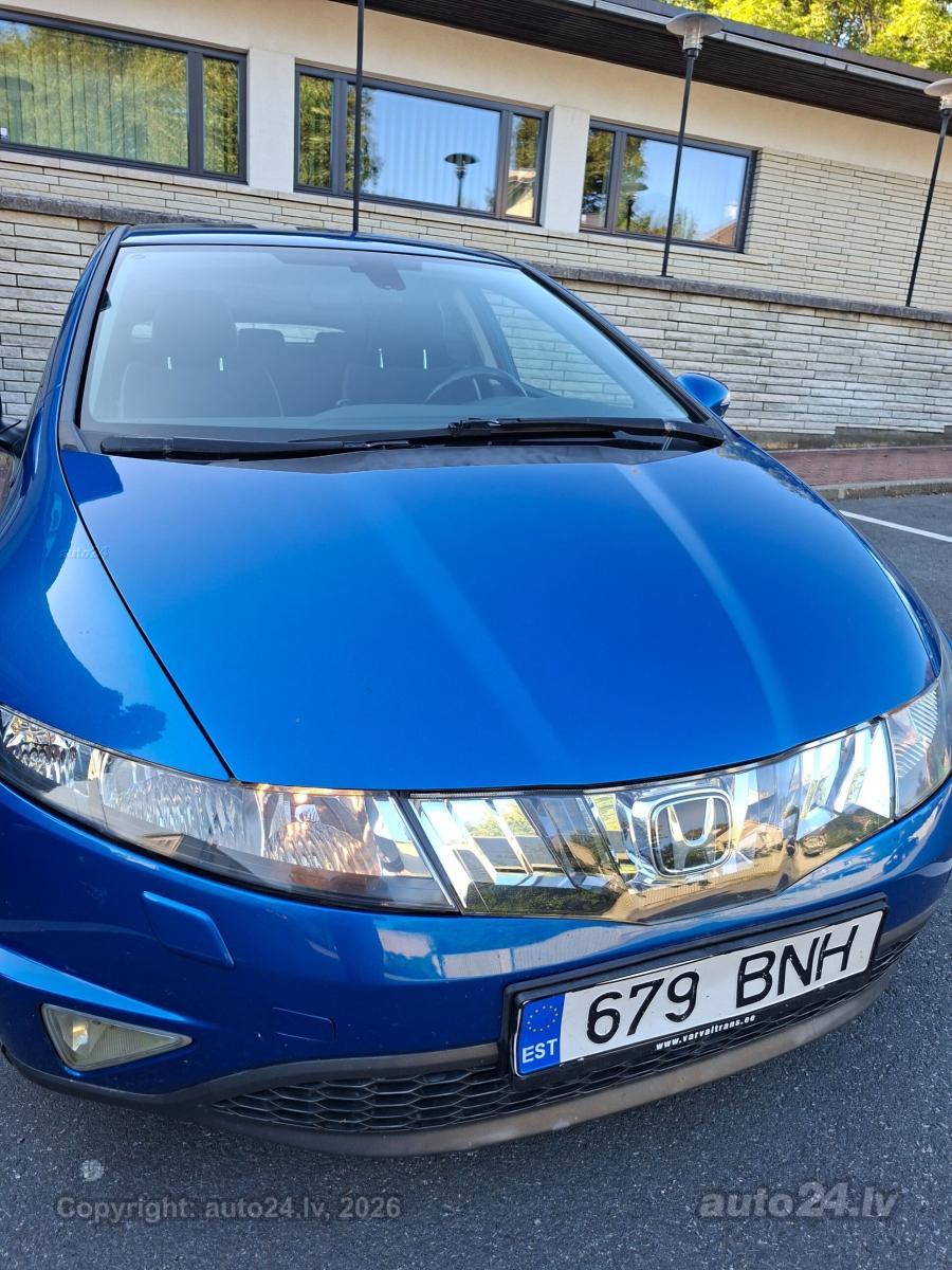 Zils Honda Civic 2007 Tallina, ar dzinēja tilpumu 1.80 L un nobraukumu 159 tūkst. km par 1100 €, foto 5 vietnē AUTOMOTO.COM.LV