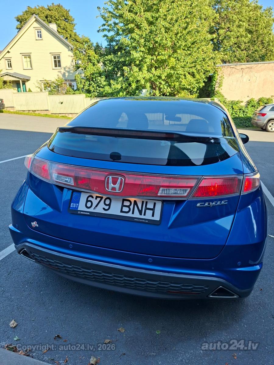 Zils Honda Civic 2007 Tallina, ar dzinēja tilpumu 1.80 L un nobraukumu 159 tūkst. km par 1100 €, foto 6 vietnē AUTOMOTO.COM.LV