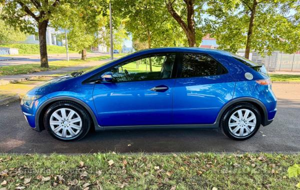 Zils Honda Civic 2007 Tallina, ar dzinēja tilpumu 1.80 L un nobraukumu 159 tūkst. km par 3499 €, foto 6 vietnē AUTOMOTO.COM.LV