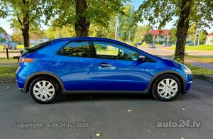 Zils Honda Civic 2007 Tallina, ar dzinēja tilpumu 1.80 L un nobraukumu 159 tūkst. km par 3499 €, foto 7 vietnē AUTOMOTO.COM.LV