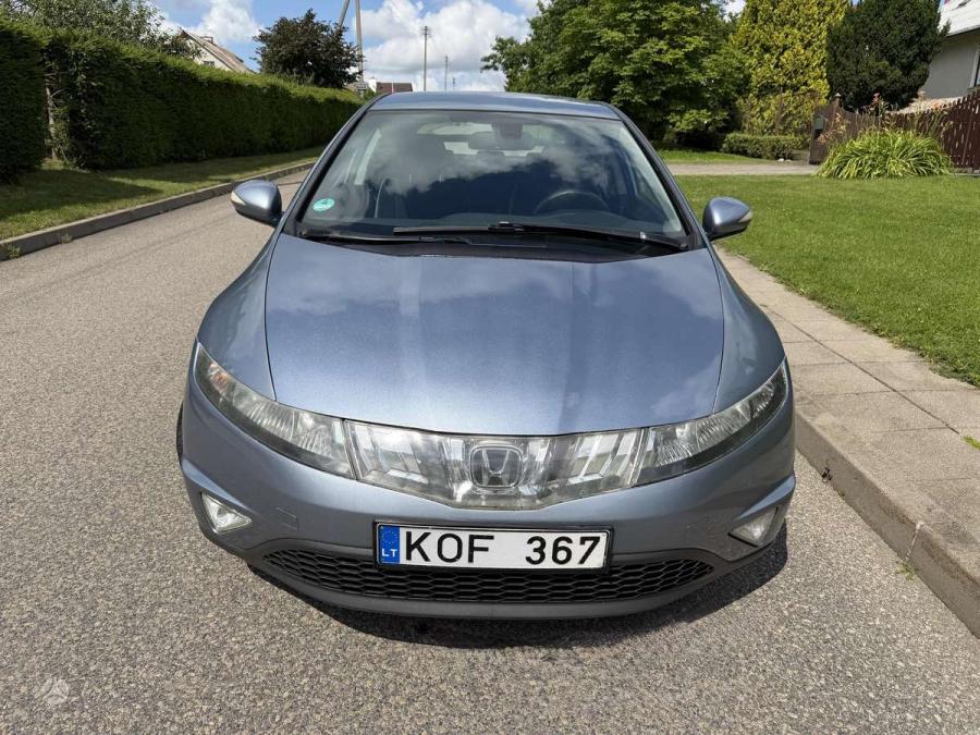 Zils Honda Civic 2008 Viļņa, ar dzinēja tilpumu 1.80 L un nobraukumu 220 tūkst. km par 2950 €, foto 4 vietnē AUTOMOTO.COM.LV